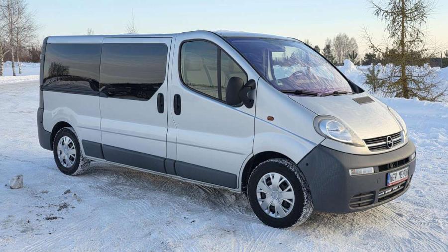 Pelēks Opel Vivaro 2006 Klaipėda, ar dzinēja tilpumu 1.90 L un nobraukumu 244 tūkst. km par 5490 €, foto 1 vietnē AUTOMOTO.COM.LV