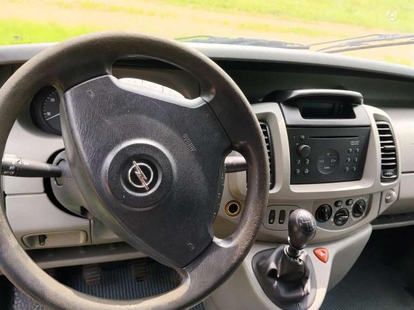 Pelēks Opel Vivaro 2006 Marijampole, ar dzinēja tilpumu 1.90 L un nobraukumu 364 tūkst. km par 3350 €, foto 7 vietnē AUTOMOTO.COM.LV