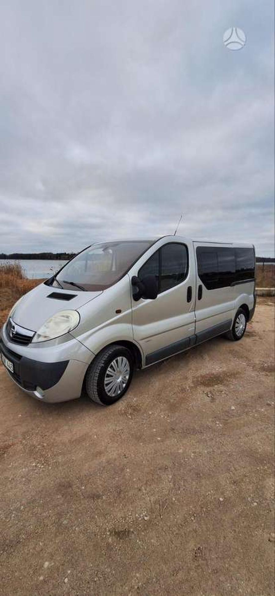 Pelēks Opel Vivaro 2007 Telšiai, ar dzinēja tilpumu 2.00 L un nobraukumu 284 tūkst. km par 6250 €, foto 1 vietnē AUTOMOTO.COM.LV