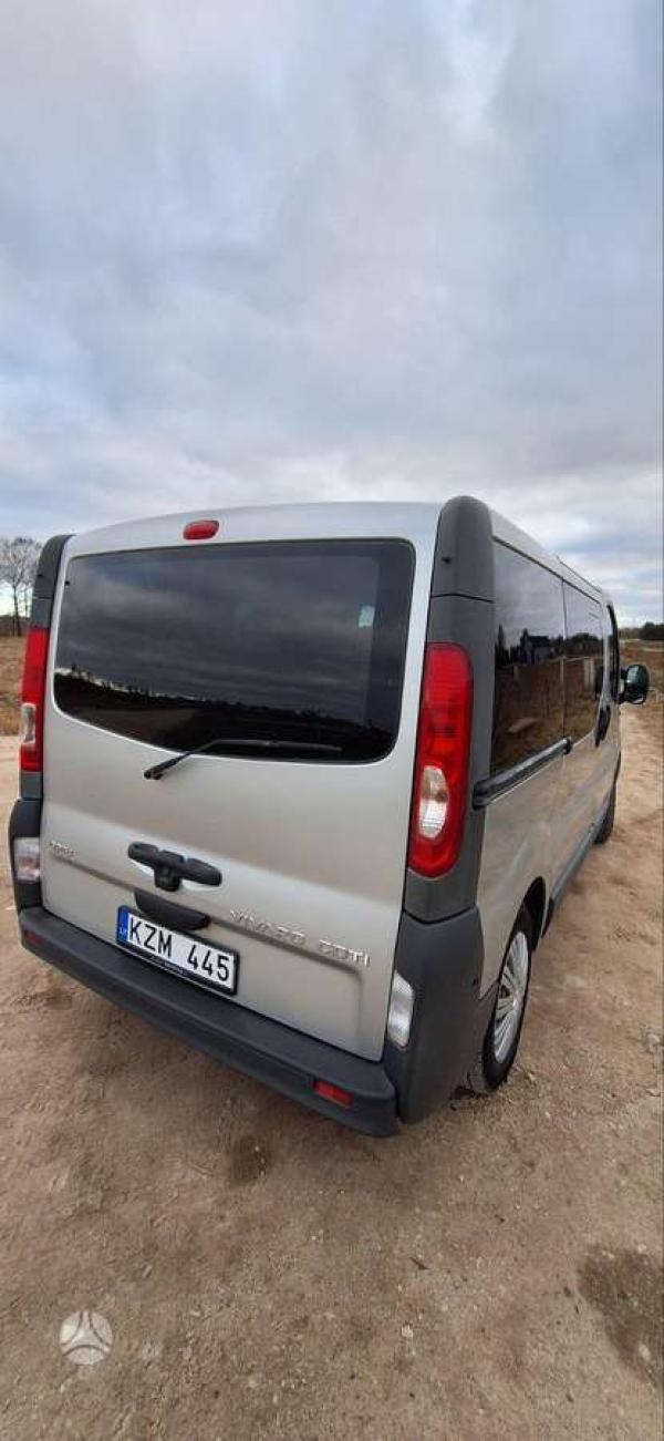 Pelēks Opel Vivaro 2007 Telšiai, ar dzinēja tilpumu 2.00 L un nobraukumu 284 tūkst. km par 6250 €, foto 3 vietnē AUTOMOTO.COM.LV