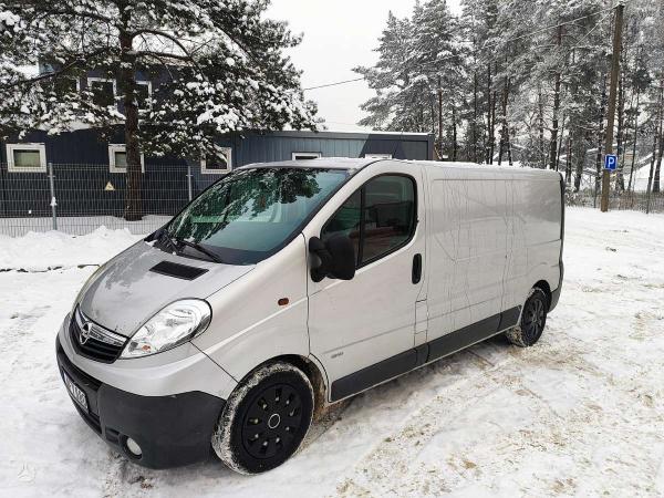 Pelēks Opel Vivaro 2007 Viļņa, ar dzinēja tilpumu 2.00 L un nobraukumu 430 tūkst. km par 3240 €, foto 1 vietnē AUTOMOTO.COM.LV