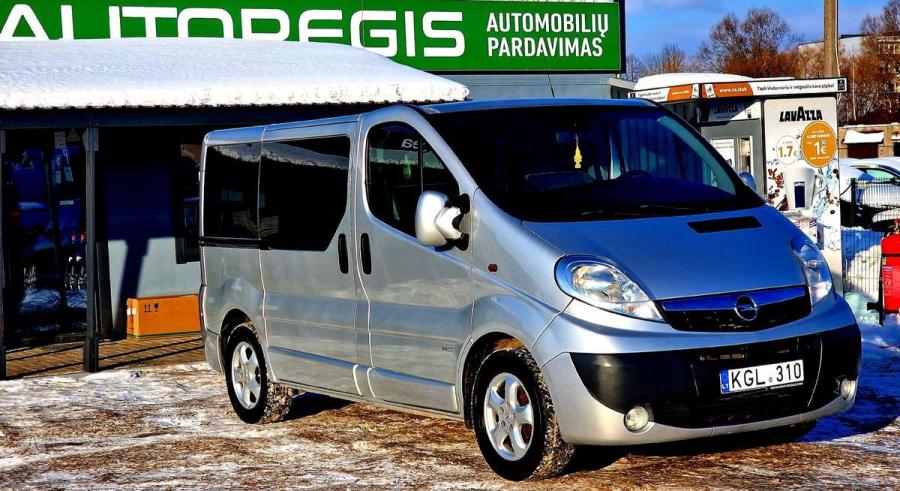Pelēks Opel Vivaro 2007 Kretinga, ar dzinēja tilpumu 2.00 L un nobraukumu 185 tūkst. km par 7499 €, foto 3 vietnē AUTOMOTO.COM.LV