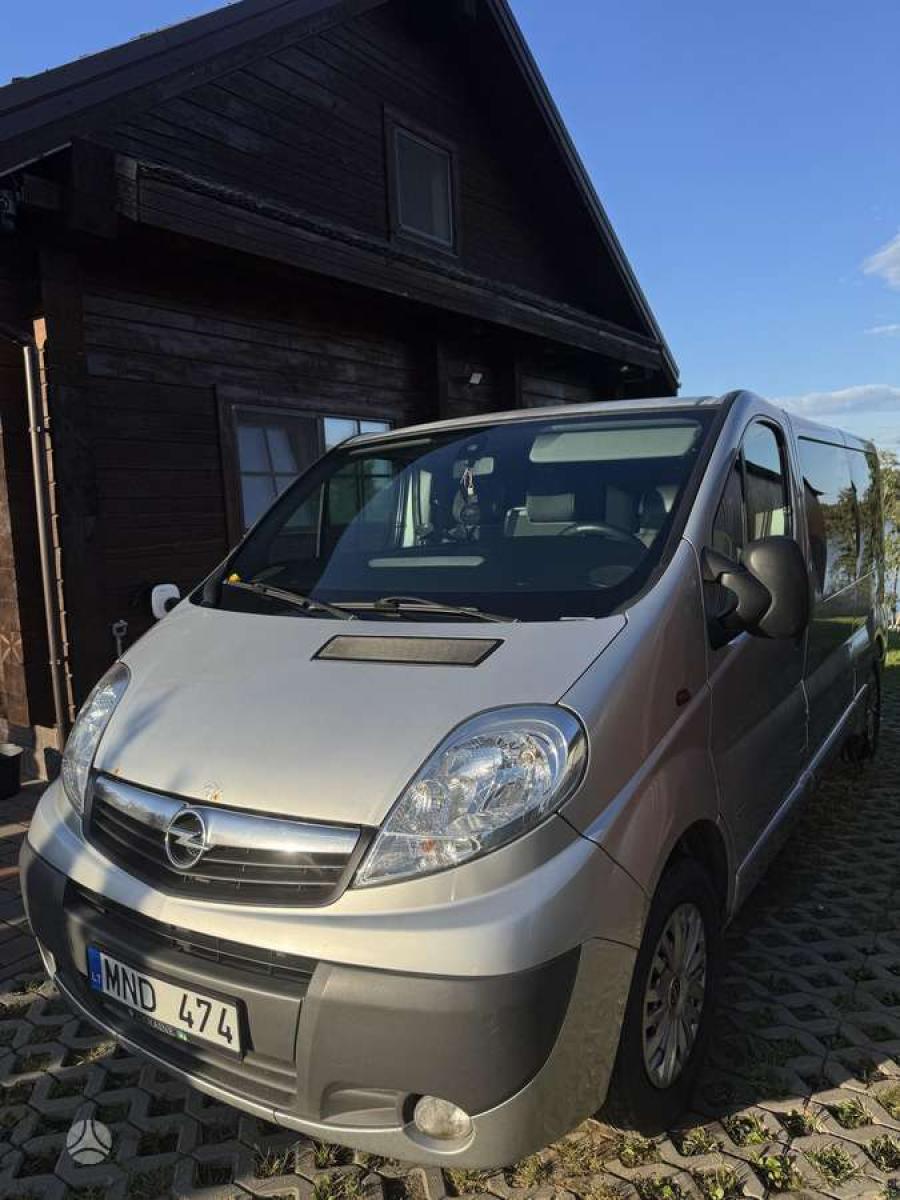 Pelēks Opel Vivaro 2007 Viļņa, ar dzinēja tilpumu 2.00 L un nobraukumu 700 tūkst. km par 7100 €, foto 5 vietnē AUTOMOTO.COM.LV