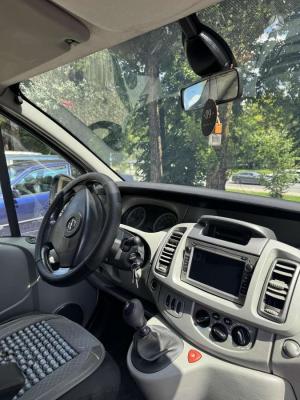 Pelēks Opel Vivaro 2007 Viļņa, ar dzinēja tilpumu 2.00 L un nobraukumu 700 tūkst. km par 7100 €, foto 10 vietnē AUTOMOTO.COM.LV