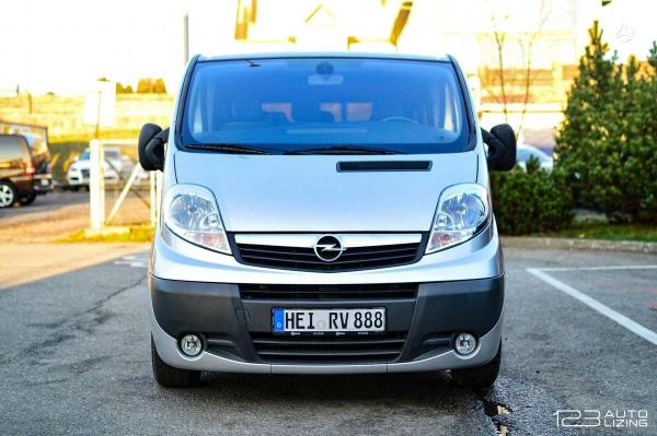 Pelēks Opel Vivaro 2008 Kretinga, ar dzinēja tilpumu 2.00 L un nobraukumu 291 tūkst. km par 7350 €, foto 2 vietnē AUTOMOTO.COM.LV
