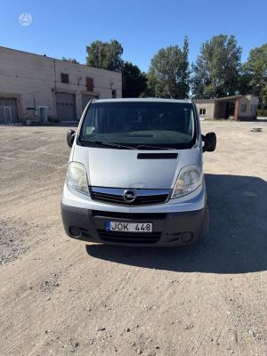 Grey Opel Vivaro 2009 in Klaipeda, with an engine capacity of 2.46 L and mileage of 330 thousand km for 4400 €, photo 6 on AUTOMOTO.COM.LV