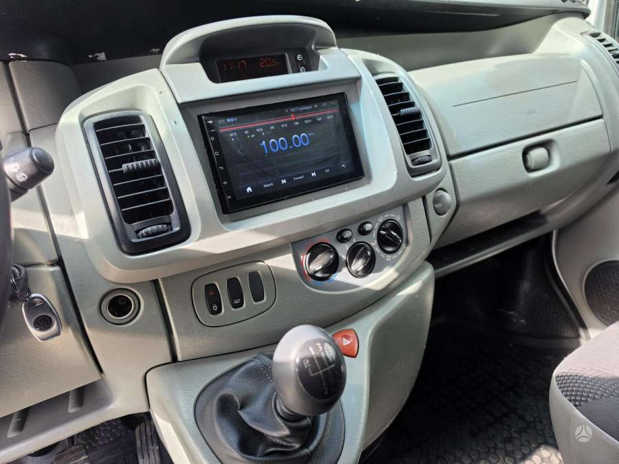 Pelēks Opel Vivaro 2009 Šilutė, ar dzinēja tilpumu 2.46 L un nobraukumu 355 tūkst. km par 5500 €, foto 10 vietnē AUTOMOTO.COM.LV