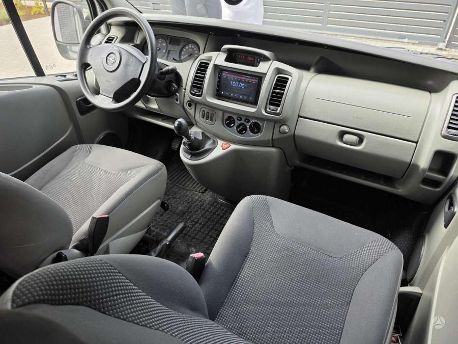 Pelēks Opel Vivaro 2009 Šilutė, ar dzinēja tilpumu 2.46 L un nobraukumu 355 tūkst. km par 5500 €, foto 15 vietnē AUTOMOTO.COM.LV