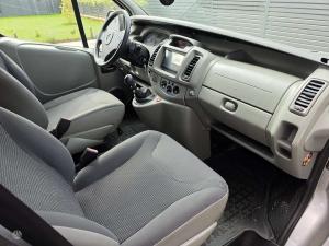 Pelēks Opel Vivaro 2009 Šilutė, ar dzinēja tilpumu 2.46 L un nobraukumu 355 tūkst. km par 5500 €, foto 16 vietnē AUTOMOTO.COM.LV