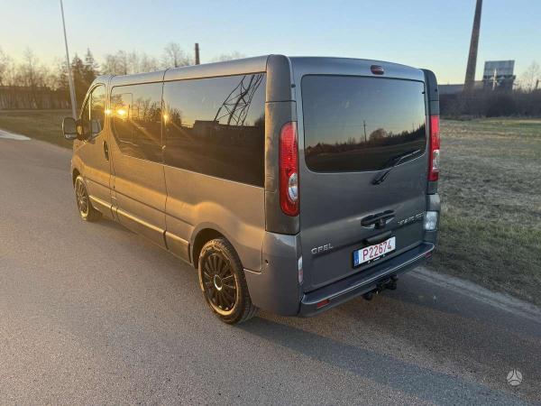Pelēks Opel Vivaro 2011 Vilkaviškis, ar dzinēja tilpumu 2.00 L un nobraukumu 207 tūkst. km par 8999 €, foto 6 vietnē AUTOMOTO.COM.LV