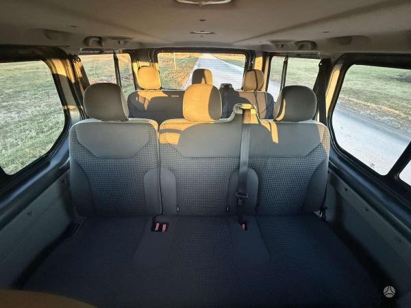 Pelēks Opel Vivaro 2011 Vilkaviškis, ar dzinēja tilpumu 2.00 L un nobraukumu 207 tūkst. km par 8999 €, foto 8 vietnē AUTOMOTO.COM.LV