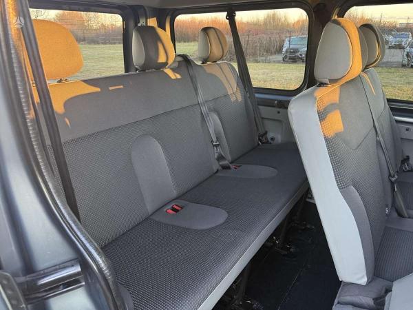 Pelēks Opel Vivaro 2011 Vilkaviškis, ar dzinēja tilpumu 2.00 L un nobraukumu 207 tūkst. km par 8999 €, foto 10 vietnē AUTOMOTO.COM.LV