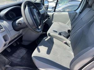 Pelēks Opel Vivaro 2011 Panevēža, ar dzinēja tilpumu 2.00 L un nobraukumu 286 tūkst. km par 5200 €, foto 22 vietnē AUTOMOTO.COM.LV