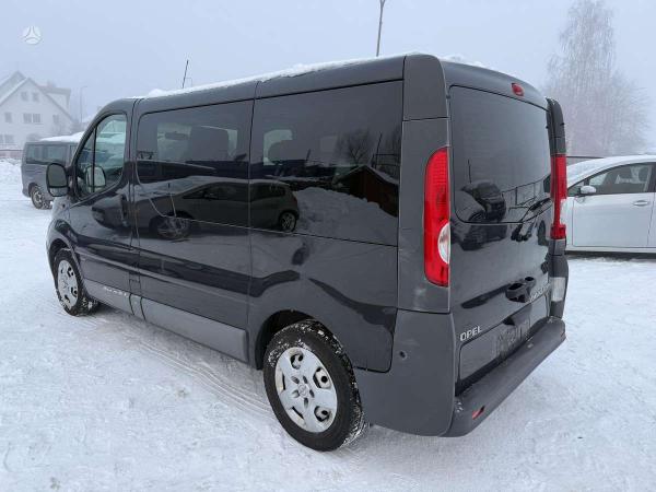 Pelēks Opel Vivaro 2013 Klaipėda, ar dzinēja tilpumu 2.00 L un nobraukumu 108 tūkst. km par 7800 €, foto 7 vietnē AUTOMOTO.COM.LV