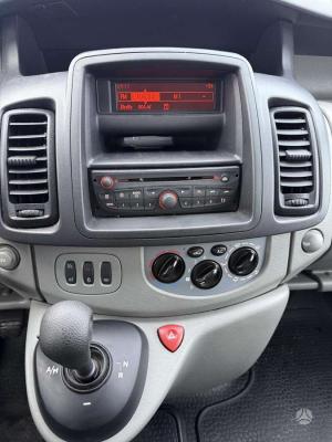 Grey Opel Vivaro 2013 in Klaipeda, with an engine capacity of 2.00 L and mileage of 108 thousand km for 7800 €, photo 18 on AUTOMOTO.COM.LV