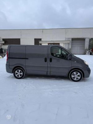 Grey Opel Vivaro 2013 in Vilnius, with an engine capacity of 2.00 L and mileage of 322 thousand km for 5200 €, photo 2 on AUTOMOTO.COM.LV