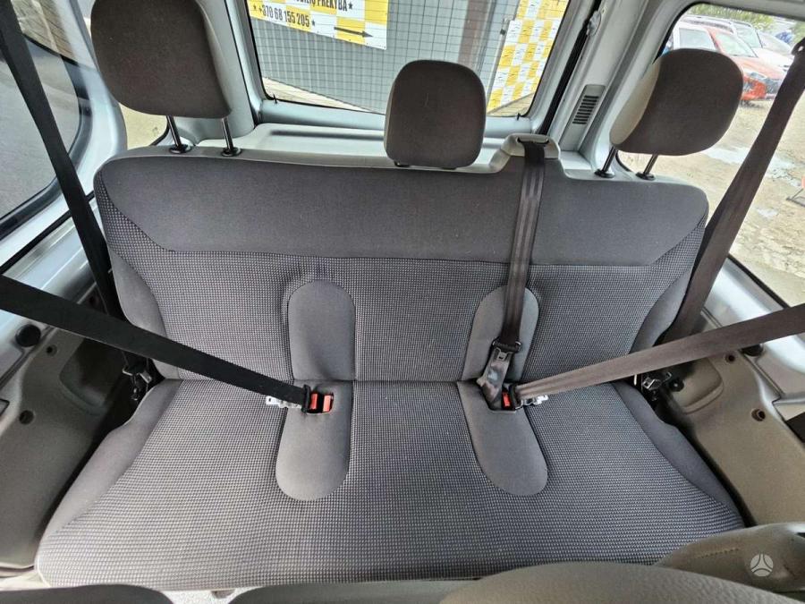 Pelēks Opel Vivaro 2013 Šauļi, ar dzinēja tilpumu 2.00 L un nobraukumu 244 tūkst. km par 11950 €, foto 18 vietnē AUTOMOTO.COM.LV