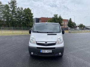 Grey Opel Vivaro 2013 in Telschi, with an engine capacity of 2.00 L and mileage of 248 thousand km for 5699 €, photo 4 on AUTOMOTO.COM.LV