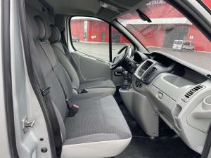 Grey Opel Vivaro 2013 in Telschi, with an engine capacity of 2.00 L and mileage of 248 thousand km for 5699 €, photo 15 on AUTOMOTO.COM.LV