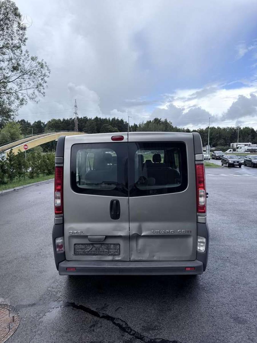 Pelēks Opel Vivaro 2013 Kauņa, ar dzinēja tilpumu 0.00 L un nobraukumu 390 tūkst. km par 5800 €, foto 17 vietnē AUTOMOTO.COM.LV