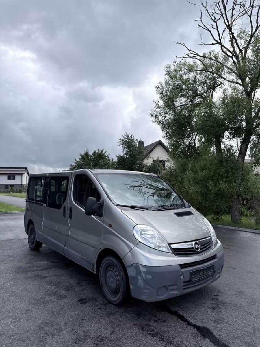 Pelēks Opel Vivaro 2013 Kauņa, ar dzinēja tilpumu 0.00 L un nobraukumu 390 tūkst. km par 5800 €, foto 23 vietnē AUTOMOTO.COM.LV