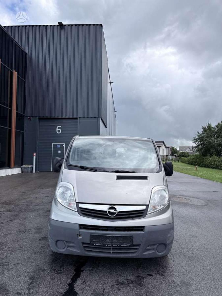 Pelēks Opel Vivaro 2013 Kauņa, ar dzinēja tilpumu 0.00 L un nobraukumu 390 tūkst. km par 5800 €, foto 24 vietnē AUTOMOTO.COM.LV