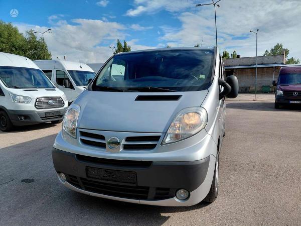 Pelēks Opel Vivaro 2013 Klaipėda, ar dzinēja tilpumu 2.00 L un nobraukumu 313 tūkst. km par 8500 €, foto 2 vietnē AUTOMOTO.COM.LV