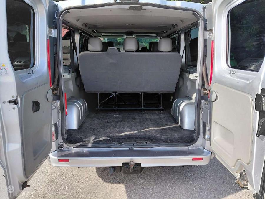 Pelēks Opel Vivaro 2013 Klaipėda, ar dzinēja tilpumu 2.00 L un nobraukumu 313 tūkst. km par 8500 €, foto 8 vietnē AUTOMOTO.COM.LV