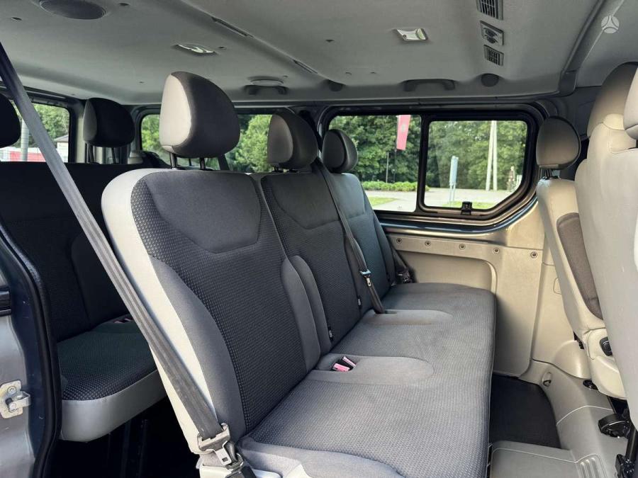 Grey Opel Vivaro 2013 in Vilnius, with an engine capacity of 2.00 L and mileage of 260 thousand km for 9999 €, photo 39 on AUTOMOTO.COM.LV