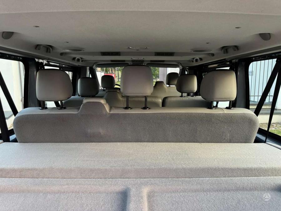 Grey Opel Vivaro 2013 in Vilnius, with an engine capacity of 2.00 L and mileage of 260 thousand km for 9999 €, photo 45 on AUTOMOTO.COM.LV