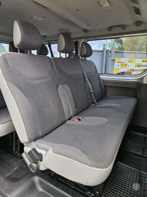 Grey Opel Vivaro 2013 in Siauliai, with an engine capacity of 2.00 L and mileage of 244 thousand km for 11950 €, photo 16 on AUTOMOTO.COM.LV