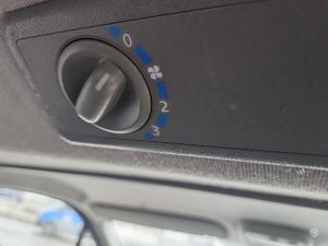 Grey Opel Vivaro 2013 in Siauliai, with an engine capacity of 2.00 L and mileage of 244 thousand km for 11950 €, photo 22 on AUTOMOTO.COM.LV