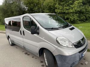 Grey Opel Vivaro 2013 in Klaipeda, with an engine capacity of 2.00 L and mileage of 202 thousand km for 9950 €, photo 10 on AUTOMOTO.COM.LV