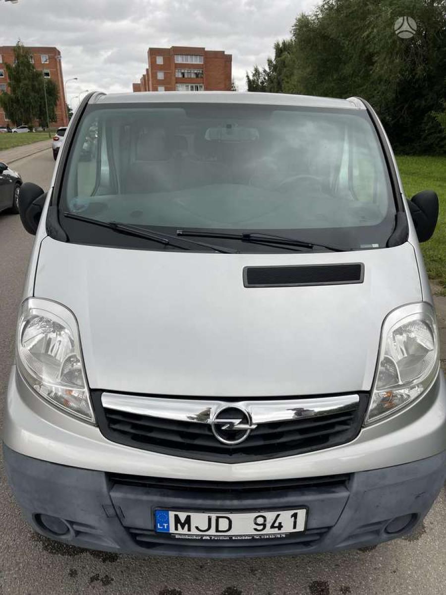 Grey Opel Vivaro 2013 in Klaipeda, with an engine capacity of 2.00 L and mileage of 202 thousand km for 9950 €, photo 11 on AUTOMOTO.COM.LV