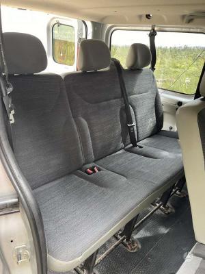 Grey Opel Vivaro 2013 in Klaipeda, with an engine capacity of 2.00 L and mileage of 202 thousand km for 9950 €, photo 27 on AUTOMOTO.COM.LV
