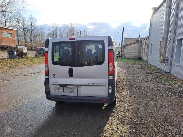 Grey Opel Vivaro 2014 in Ukmerge, with an engine capacity of 2.00 L and mileage of 374 thousand km for 5900 €, photo 4 on AUTOMOTO.COM.LV