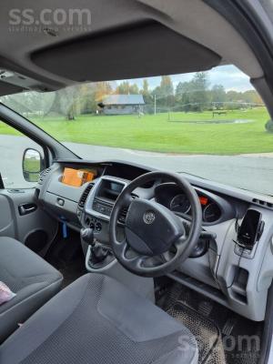 Pelēks Opel Vivaro 2014 Rīga, ar dzinēja tilpumu 2.00 L un nobraukumu 320 tūkst. km par 1800 €, foto 4 vietnē AUTOMOTO.COM.LV