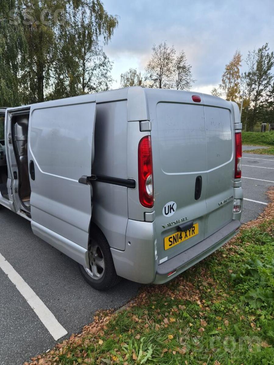 Pelēks Opel Vivaro 2014 Rīga, ar dzinēja tilpumu 2.00 L un nobraukumu 320 tūkst. km par 1800 €, foto 10 vietnē AUTOMOTO.COM.LV