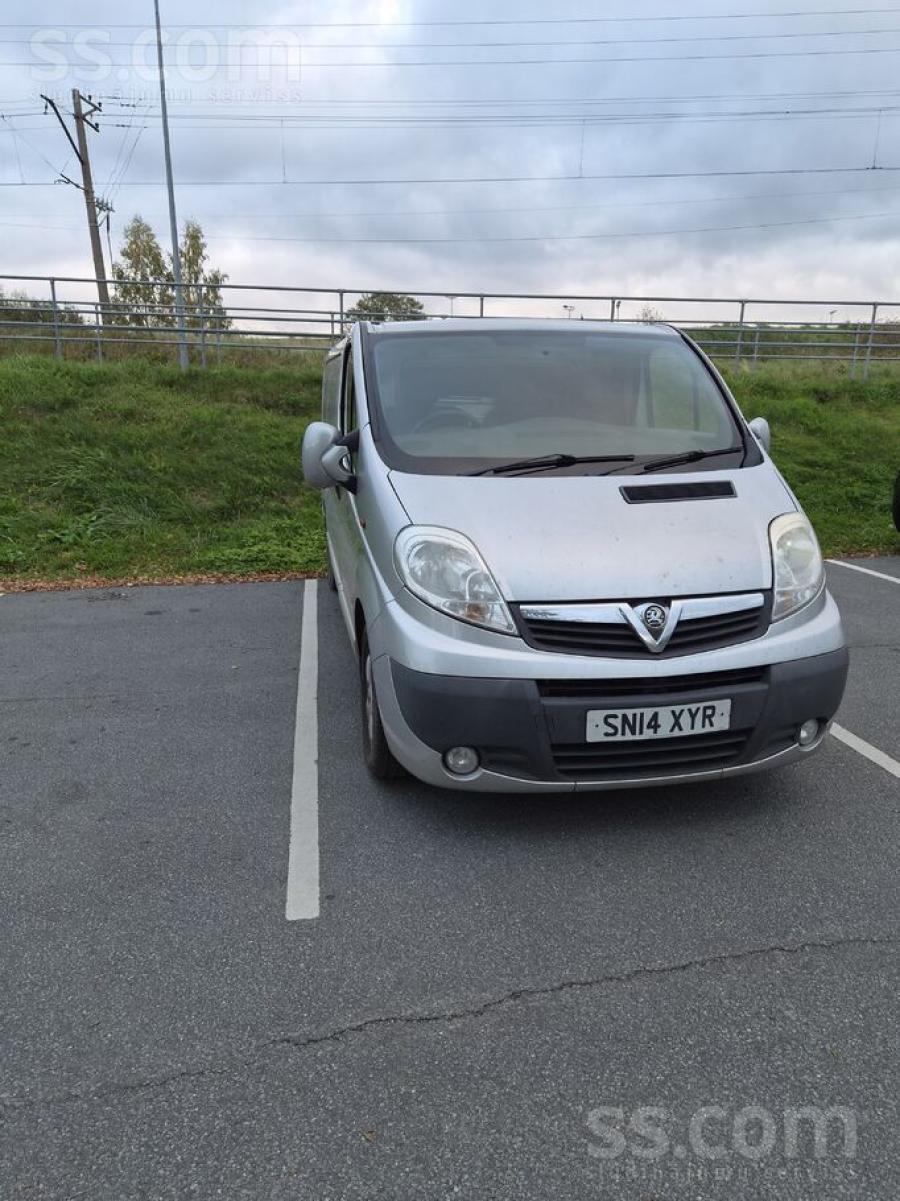 Pelēks Opel Vivaro 2014 Rīga, ar dzinēja tilpumu 2.00 L un nobraukumu 320 tūkst. km par 1800 €, foto 11 vietnē AUTOMOTO.COM.LV