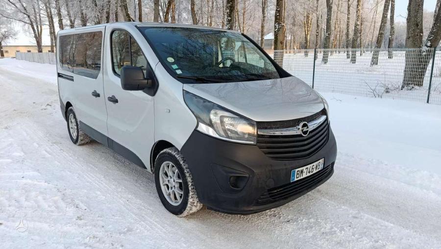 Pelēks Opel Vivaro 2015 Tauragė, ar dzinēja tilpumu 1.60 L un nobraukumu 230 tūkst. km par 9400 €, foto 1 vietnē AUTOMOTO.COM.LV