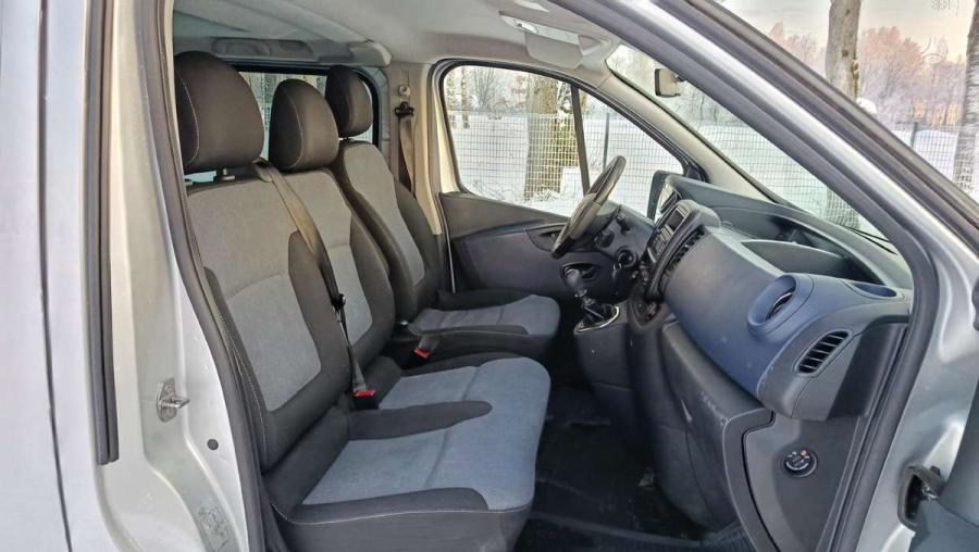 Pelēks Opel Vivaro 2015 Tauragė, ar dzinēja tilpumu 1.60 L un nobraukumu 230 tūkst. km par 9400 €, foto 22 vietnē AUTOMOTO.COM.LV