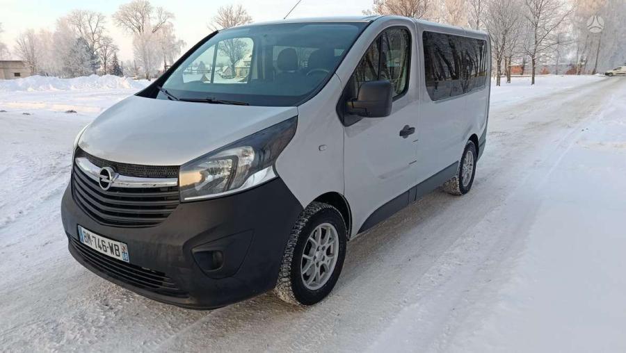 Pelēks Opel Vivaro 2015 Tauragė, ar dzinēja tilpumu 1.60 L un nobraukumu 230 tūkst. km par 9400 €, foto 1 vietnē AUTOMOTO.COM.LV