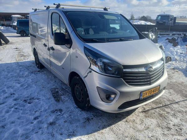 Grey Opel Vivaro 2015 in Kretinga, with an engine capacity of 1.60 L and mileage of 250 thousand km for 4200 €, photo 2 on AUTOMOTO.COM.LV