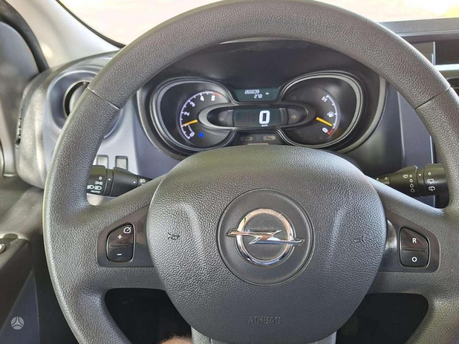 Grey Opel Vivaro 2016 in Siauliai, with an engine capacity of 1.60 L and mileage of 256 thousand km for 10700 €, photo 9 on AUTOMOTO.COM.LV