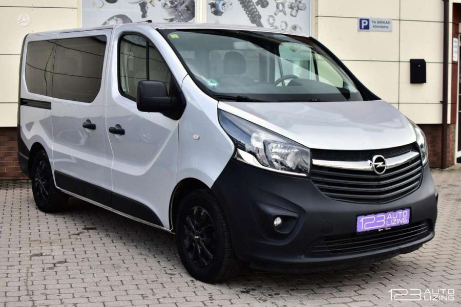 Grey Opel Vivaro 2016 in Kretinga, with an engine capacity of 1.60 L and mileage of 246 thousand km for 10999 €, photo 5 on AUTOMOTO.COM.LV