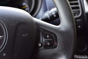 Grey Opel Vivaro 2016 in Kretinga, with an engine capacity of 1.60 L and mileage of 246 thousand km for 10999 €, photo 13 on AUTOMOTO.COM.LV