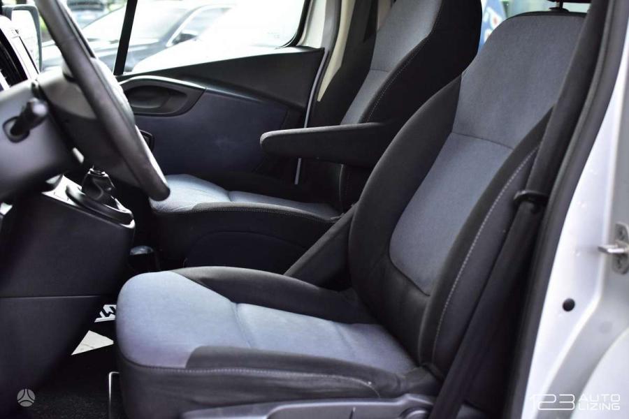 Grey Opel Vivaro 2016 in Kretinga, with an engine capacity of 1.60 L and mileage of 246 thousand km for 10999 €, photo 15 on AUTOMOTO.COM.LV