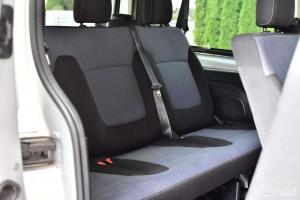 Grey Opel Vivaro 2016 in Kretinga, with an engine capacity of 1.60 L and mileage of 246 thousand km for 10999 €, photo 17 on AUTOMOTO.COM.LV