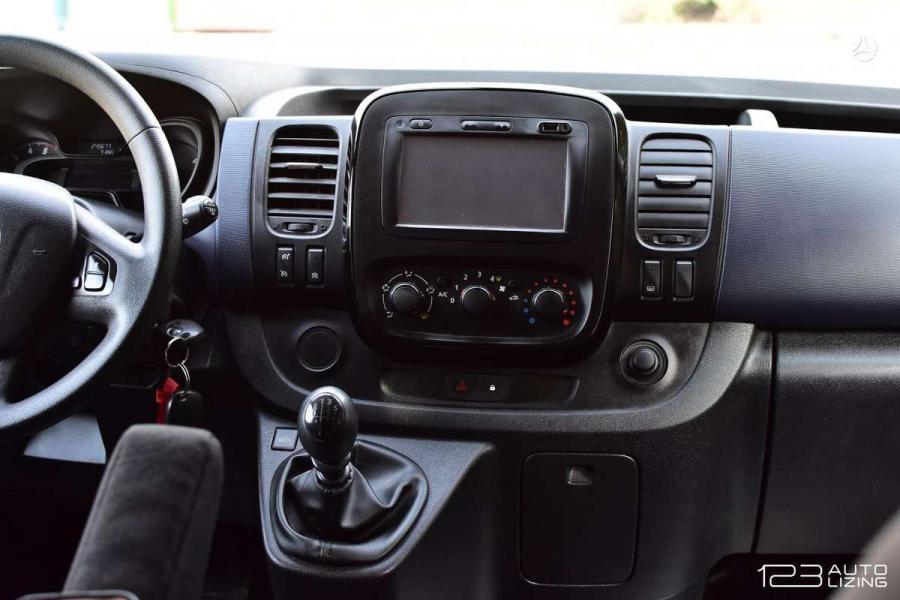 Grey Opel Vivaro 2016 in Kretinga, with an engine capacity of 1.60 L and mileage of 246 thousand km for 10999 €, photo 23 on AUTOMOTO.COM.LV