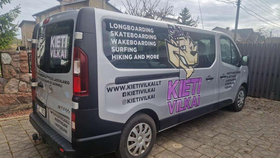 Pelēks Opel Vivaro 2016 Panevēža, ar dzinēja tilpumu 1.60 L un nobraukumu 135 tūkst. km par 12650 €, foto 4 vietnē AUTOMOTO.COM.LV